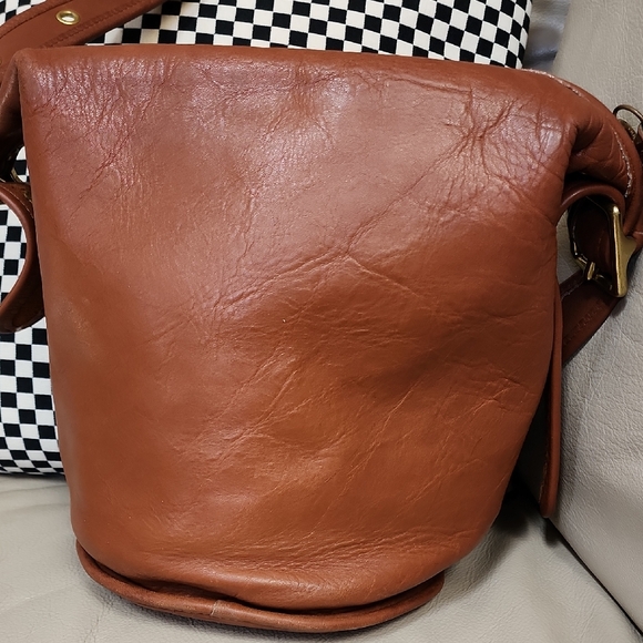 Coach | Bags | Coach Vintage Helens Brown Legacy Bucket Bag No 9953 ...